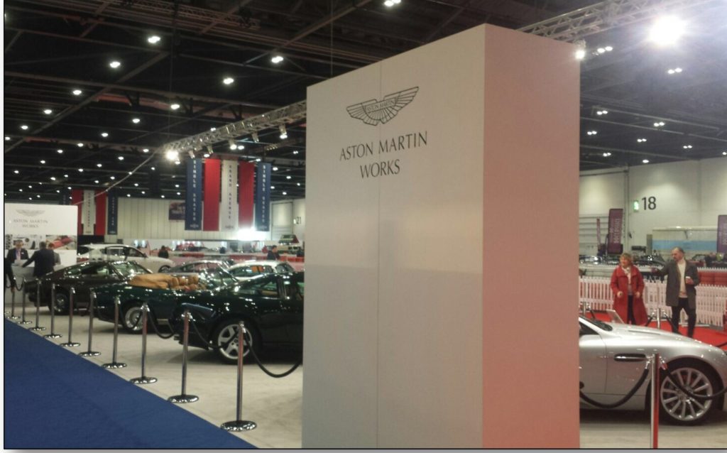 Around the World In 40 Stands - Sovereign Exhibitions